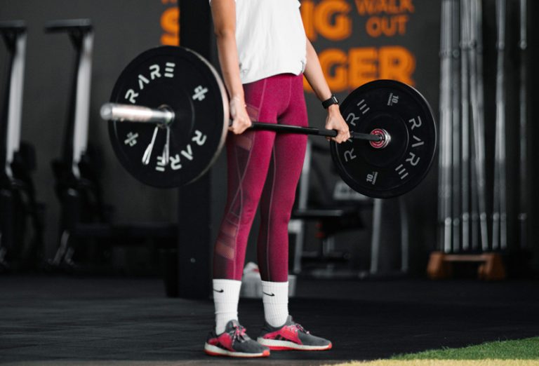 Resistance Training vs Weight Training: Manfaat Kombinasi | Magnus Fitness